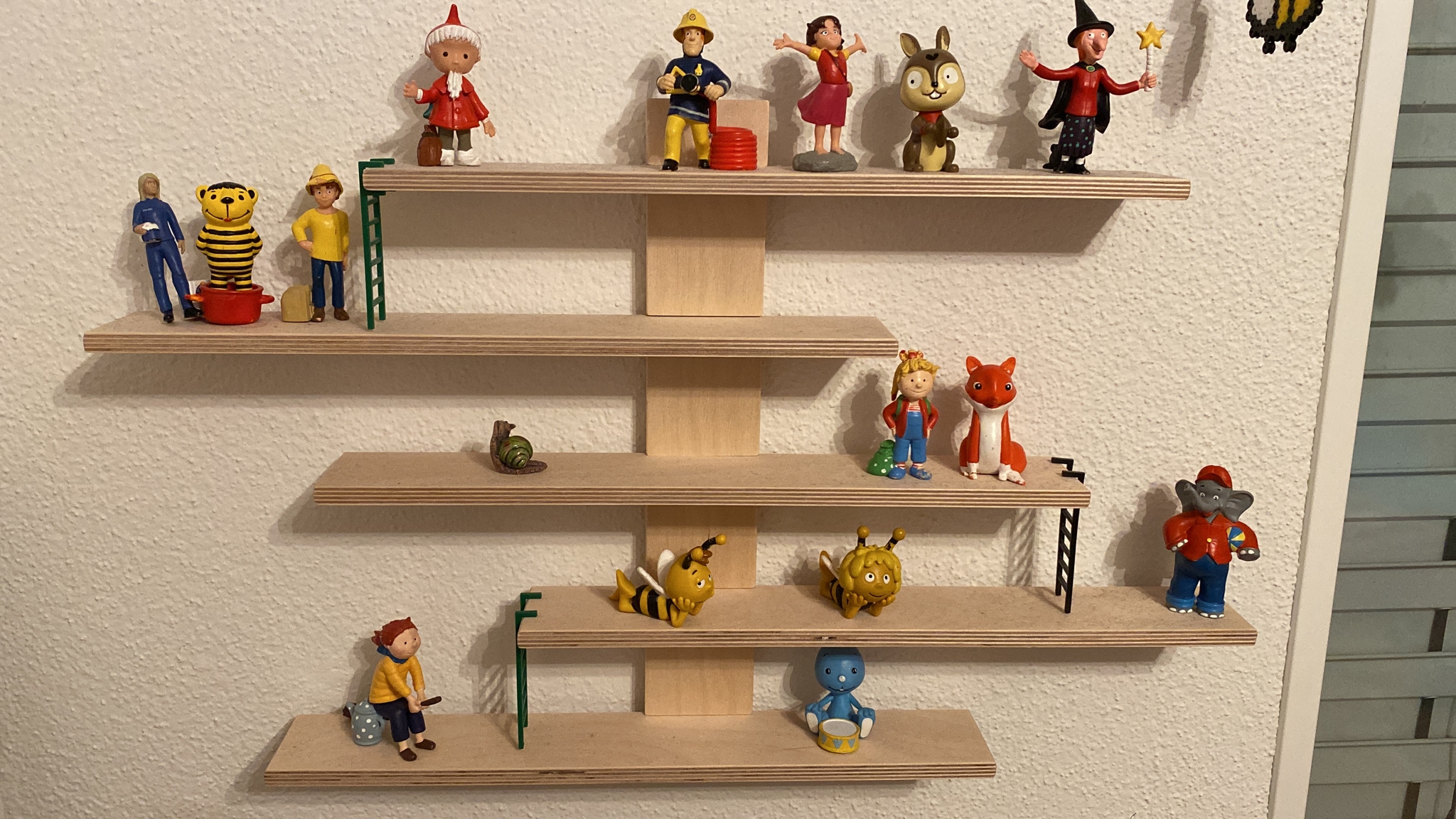 Holzregal selber bauen